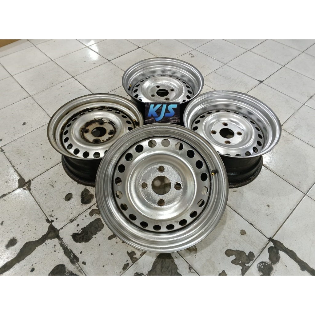 Jual Velg Mobil Bekas R15 Kaleng Custom Pcd 4x114 Ring 15 Livina Xenia Avanza Confero Pelek ...