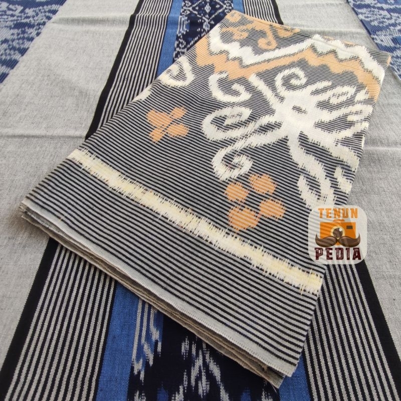 Jual Kain Tenun Rang Rang Motif Cumi Dasar Putih | Shopee Indonesia