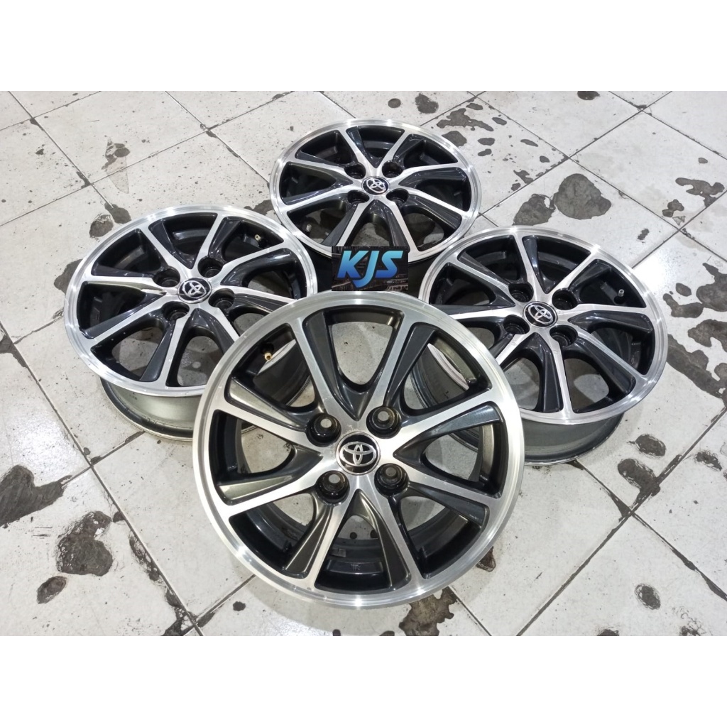 Jual Velg Mobil Copotan Bekas R14 Ori Calya Pcd 4x100 Ring 14 Buat Agya Ayla Sigra Sirion Vios ...