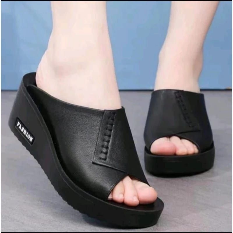 Jual PROMO TERMURAH!!! Sandal Wedges Wanita Kekinian 2024 Sandal Wanita ...