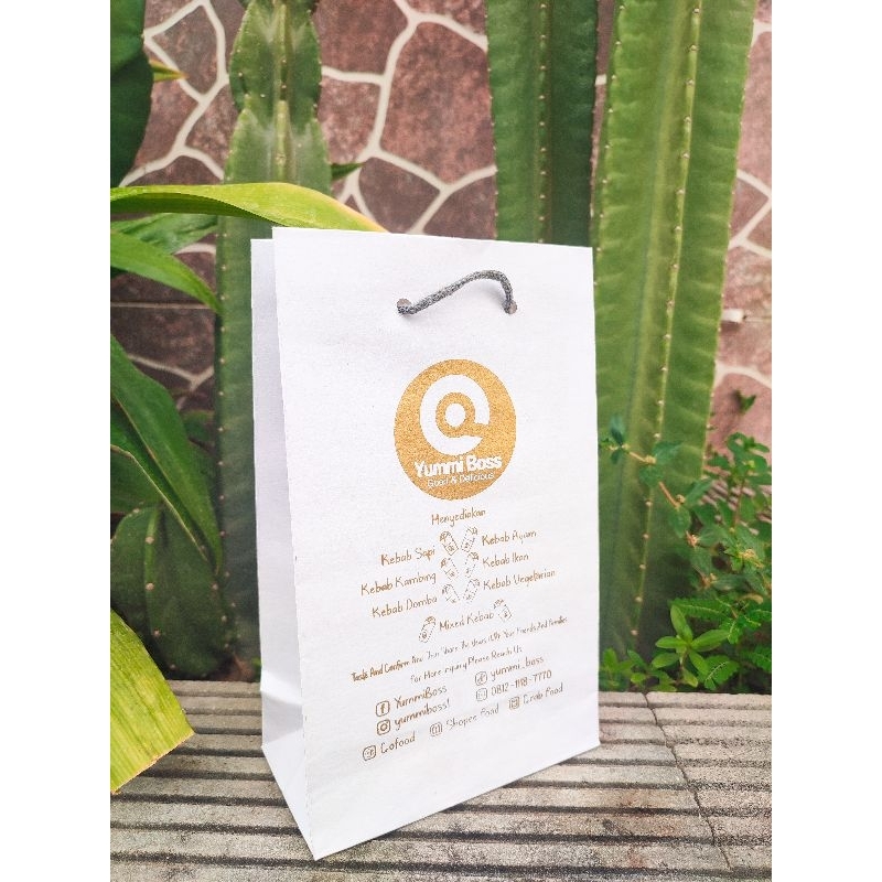 Jual TAS PAPERBAG WAFER PUTIH POLOS | tas wafer uk 15 x 8 x 25 cm ...