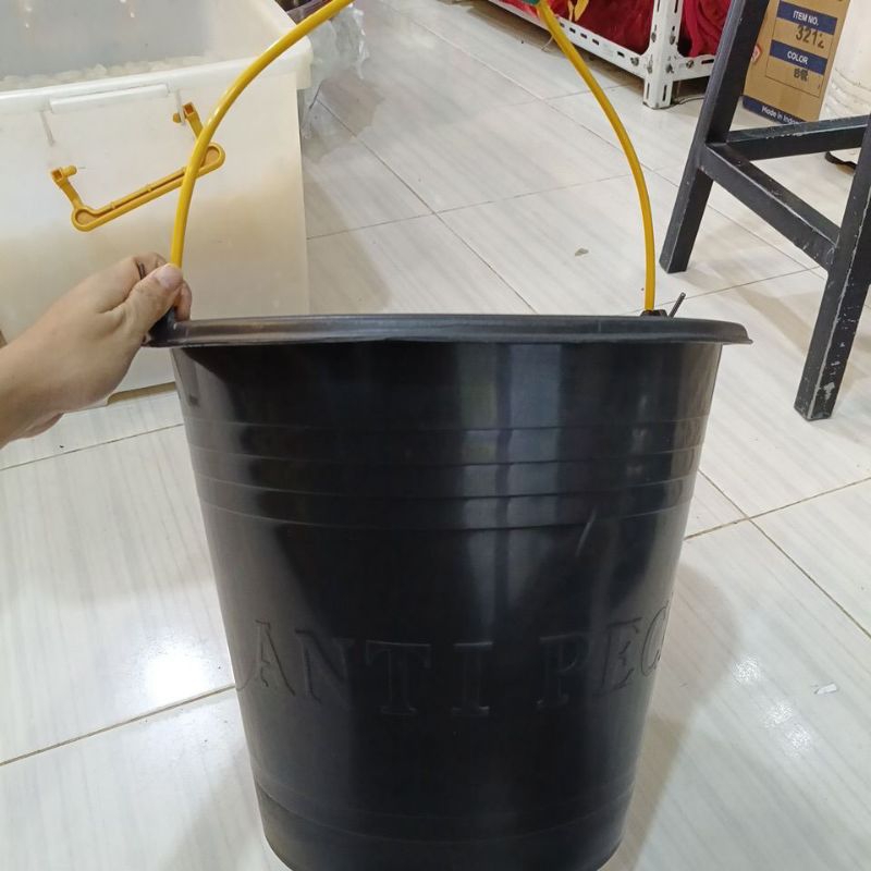 Jual EMBER BESAR 26LITER | Shopee Indonesia