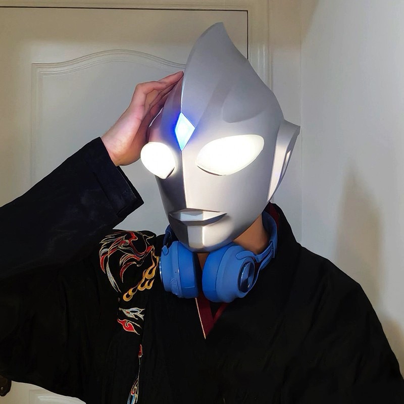 Jual Topeng Helm Ultraman Tiga Mainan Topeng Ultraman Tiga Tactile ...