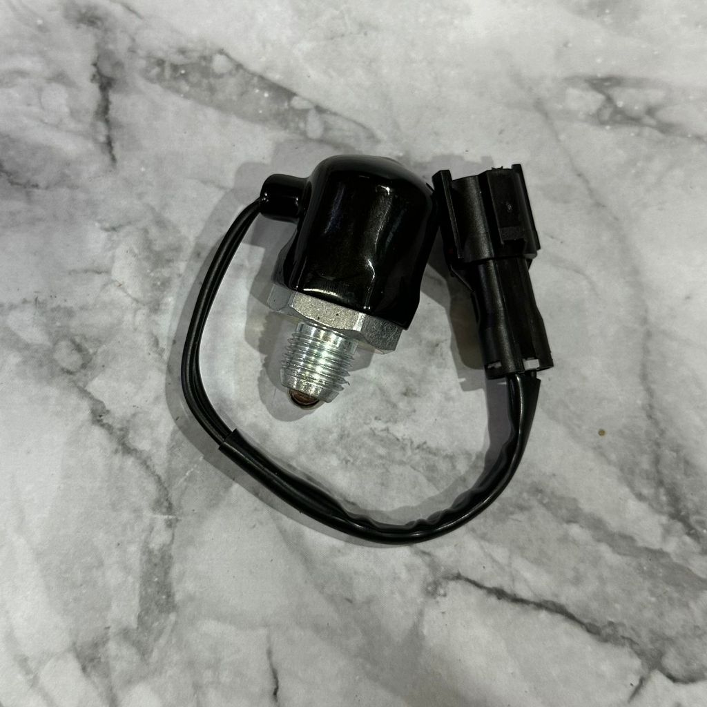 Jual Switch reverse rev stop lamp saklar mundur isuzu nhr nkr nlr 55 ...