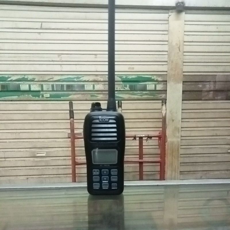 Jual Ht icom ic m24 marine ht khusus Chanel kapal bekas | Shopee Indonesia