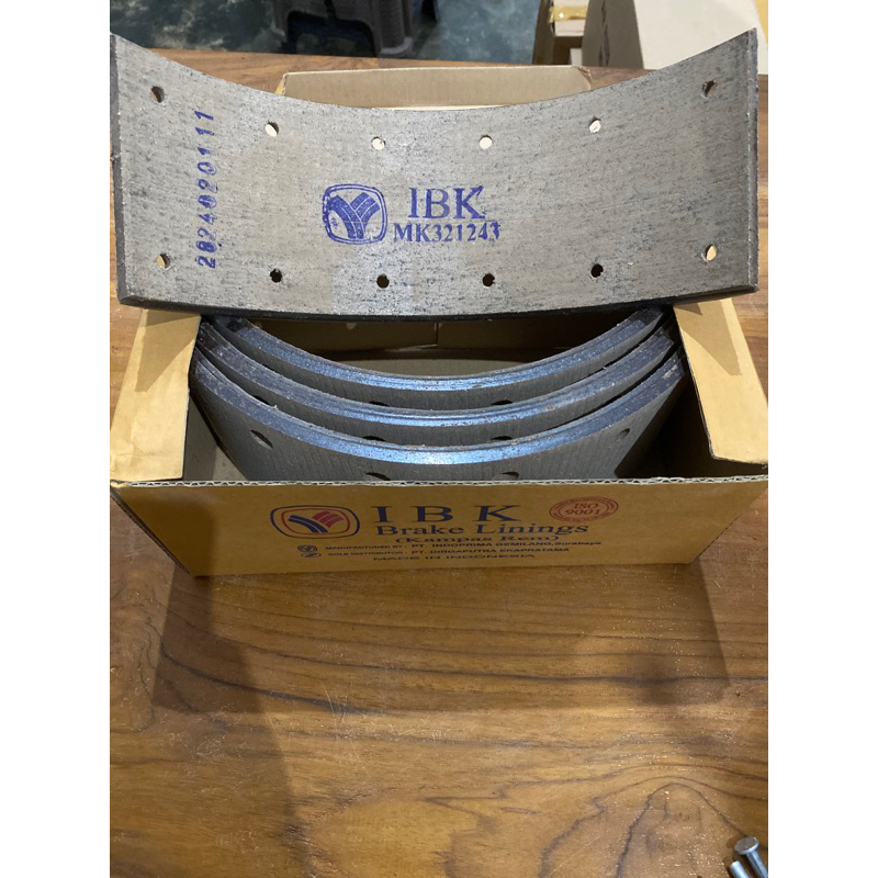 Jual Kampas Rem Canter PS125 IBK Belakang Depan Original 100% | Shopee Indonesia