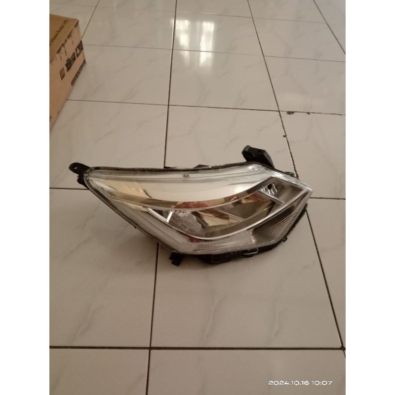 Jual headlamp Calya sigra LED facelift original | Shopee Indonesia