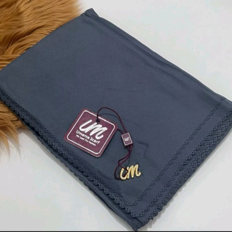 Jual (UMAMA SCARF) - HIJAB UMAMA SEGI EMPAT VOAL LIZA MIRACLE LC ...