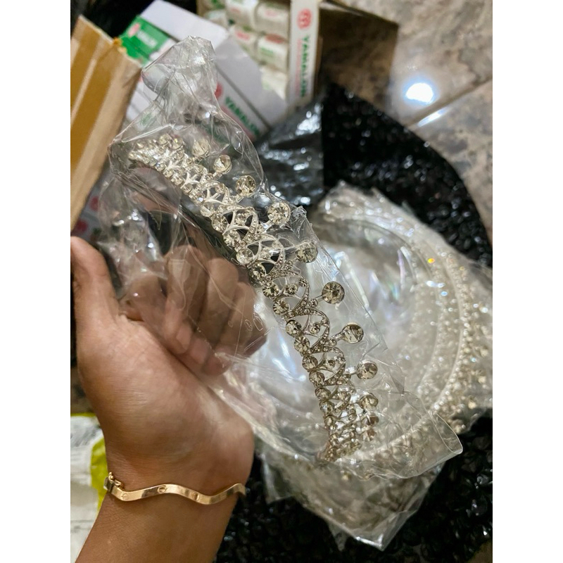 Jual mahkota pengantin simple/mahkota wisuda | Shopee Indonesia
