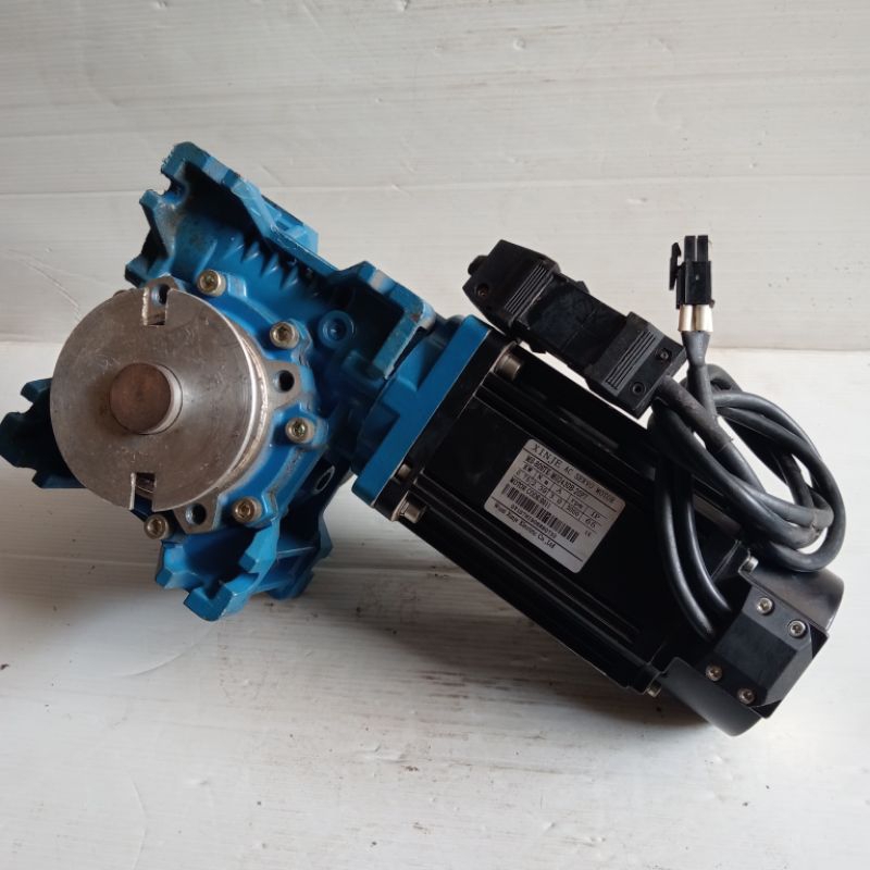 Jual Ac Servo Motor Model MS-80STE-M02430B-20P7 240V 3.0A 3000Rpm ...