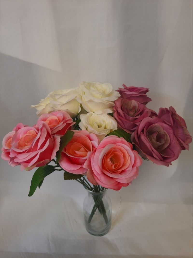 Jual BUNGA MAWAR ROSE JEPANG X6/BUNGA MAWAR JEPANG ARTIFICIAL TANGKAI 6 ...