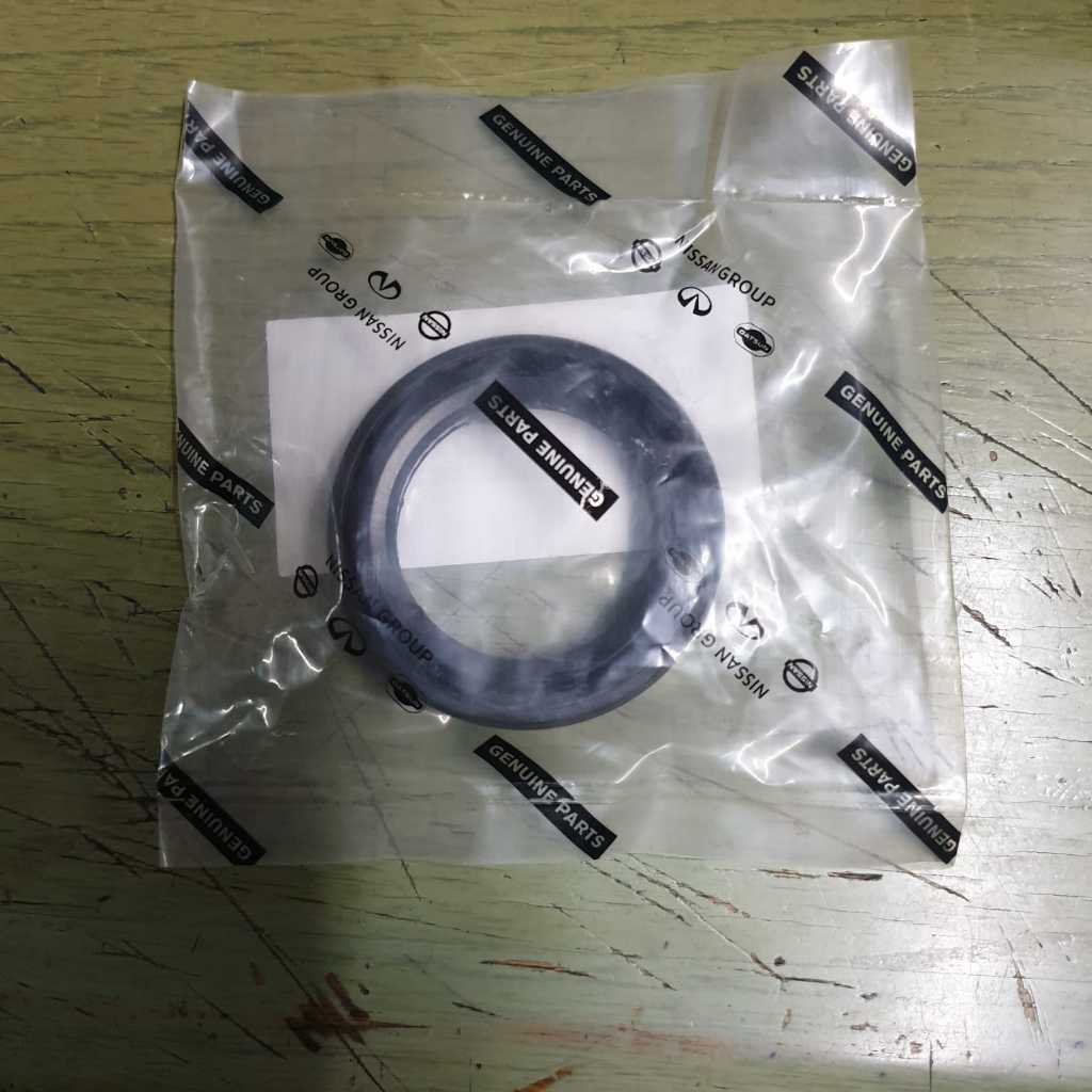 Jual SEAL OIL EXTENSION BELAKANG NISSAN CEFIRO A31 32136-U010A ORIGINAL ...