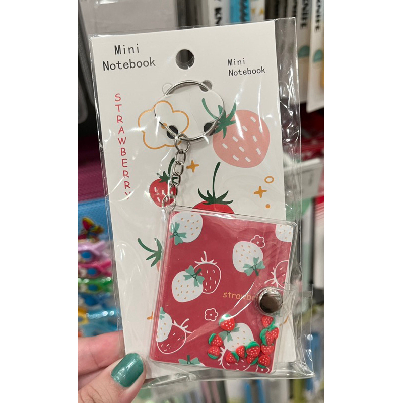 Jual Buku Catatan Kecil Strawberry / Mini Notebook Keyring Strawberry ...