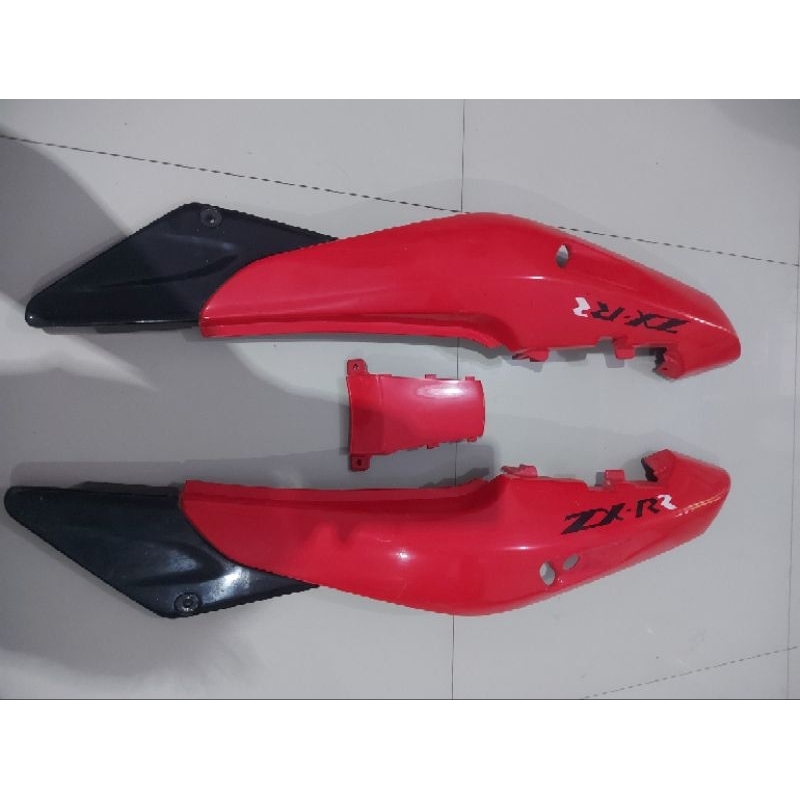 Jual Cover Body Kawasaki Ninja rr old Merah Set Sambungan Body Original ...