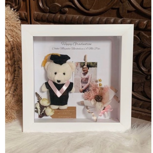 Jual Momo frame | Kado wisuda lucu frame 3d, kado hadiah bingkai sidang ...