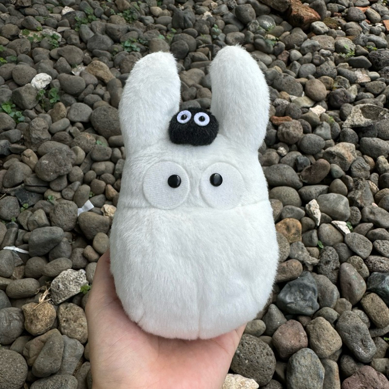 Jual Totoro Boneka Studio Ghibli Ada Kutu Hitam Isi Dakron dan Bulir ...