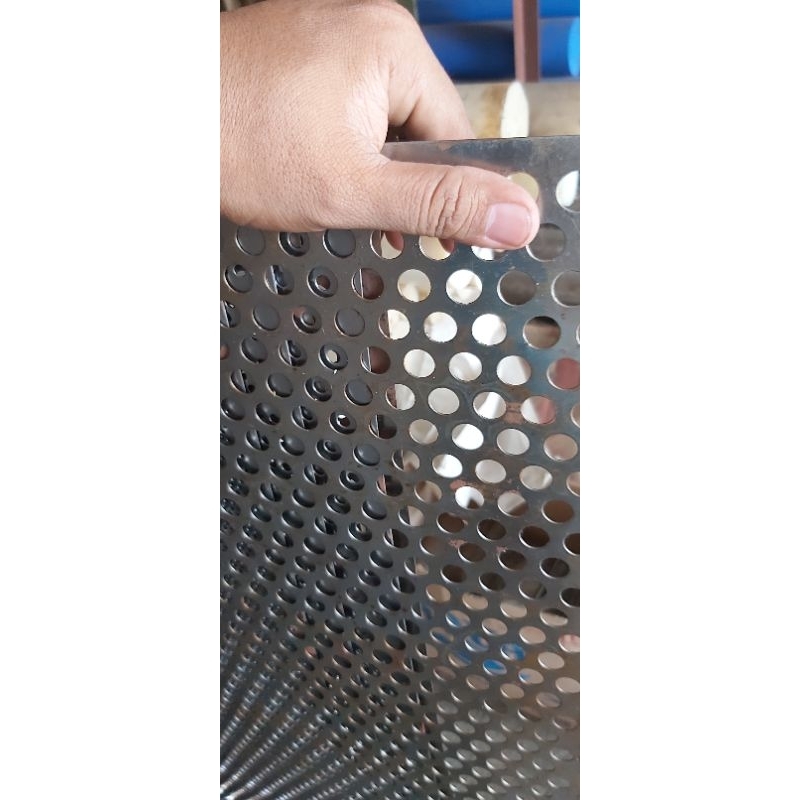 Jual Plat Lubang Besi Perforated 12mm Ukuran 50cm x 200cm | Shopee ...
