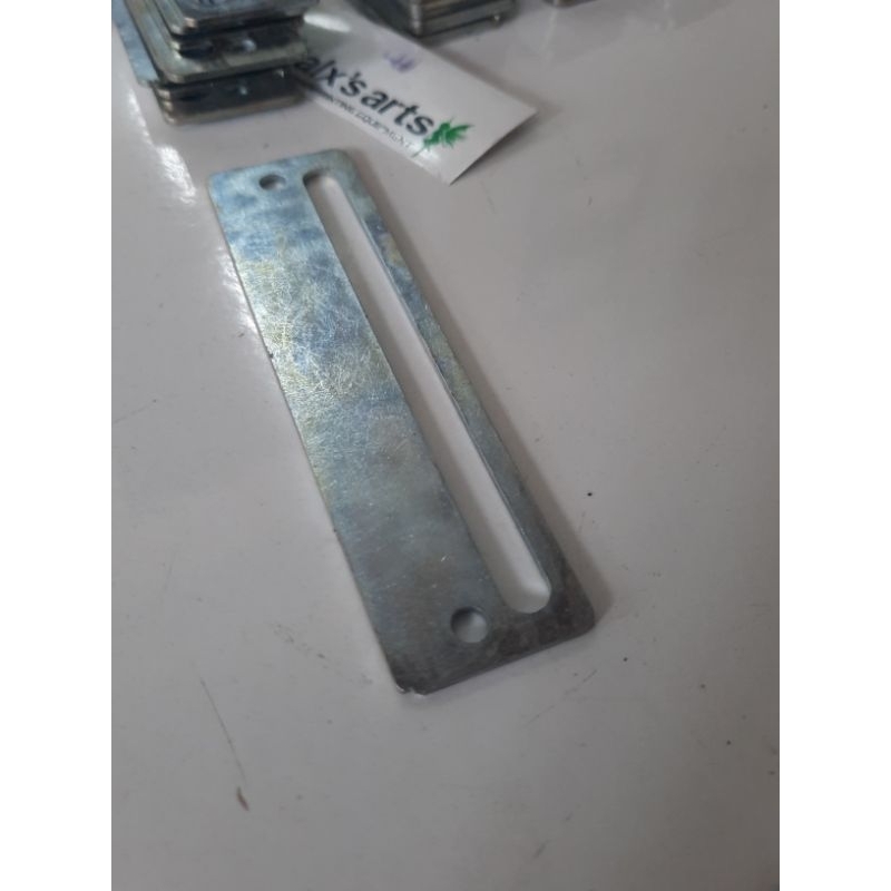 Jual Plat Besi Dudukan Stopper bantalan Screen Almunium Sablon | Shopee ...