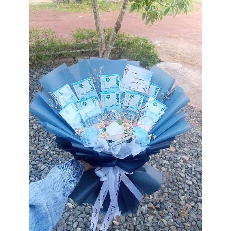Jual Money Bouquet | Buket Uang Kosongan Bunga Artificial | Kering ...