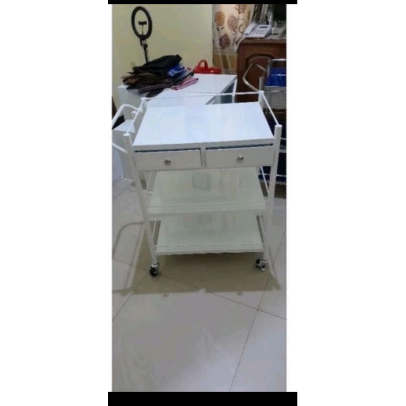 Jual trolley instrumen 3 susun 2 laci pc | Shopee Indonesia