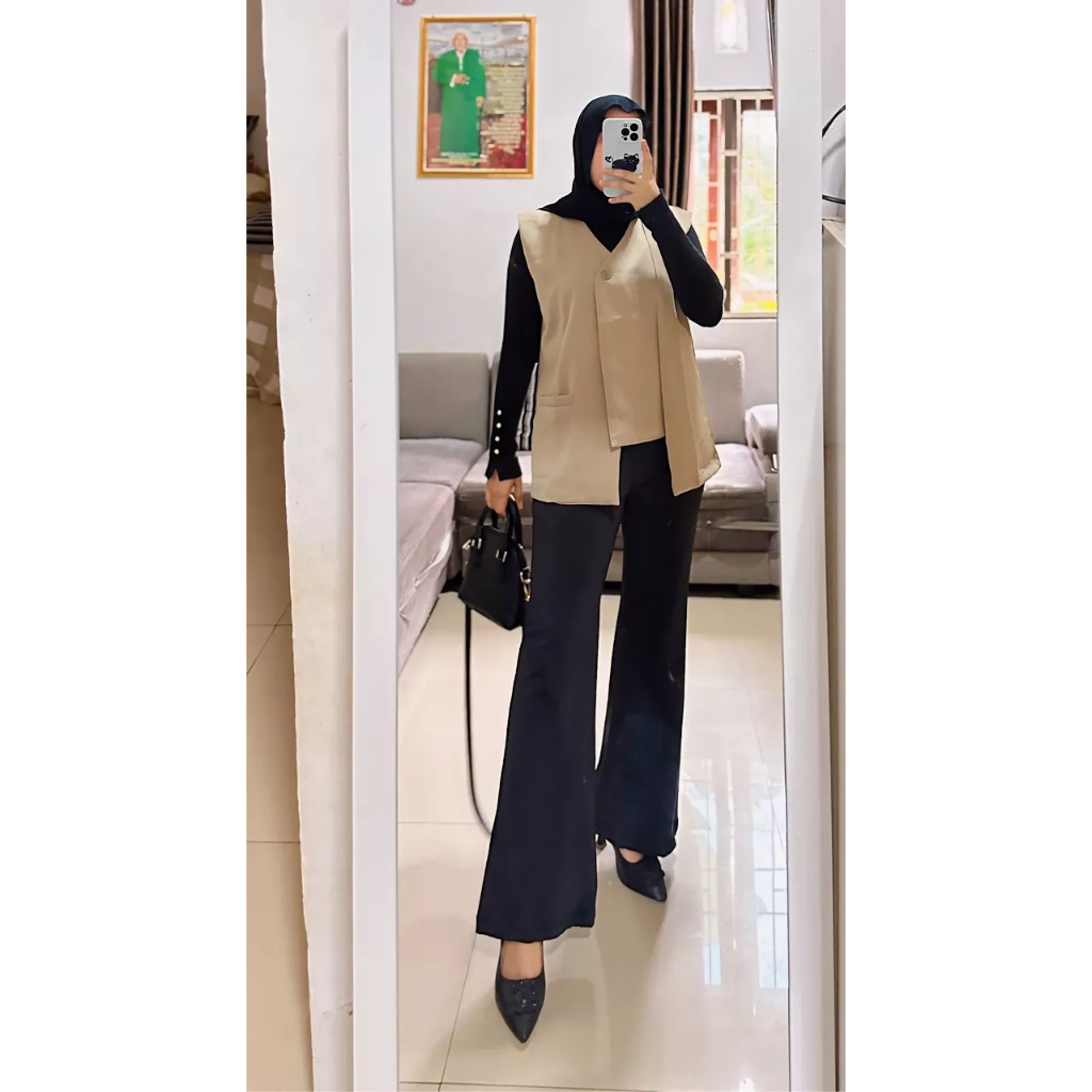 Jual TERLARISSSS - HANNI OUTER ROMPI VEST ATASAN LUARAN WANITA OVERSIZED KOREAN STYLE SLEEVLESS ...