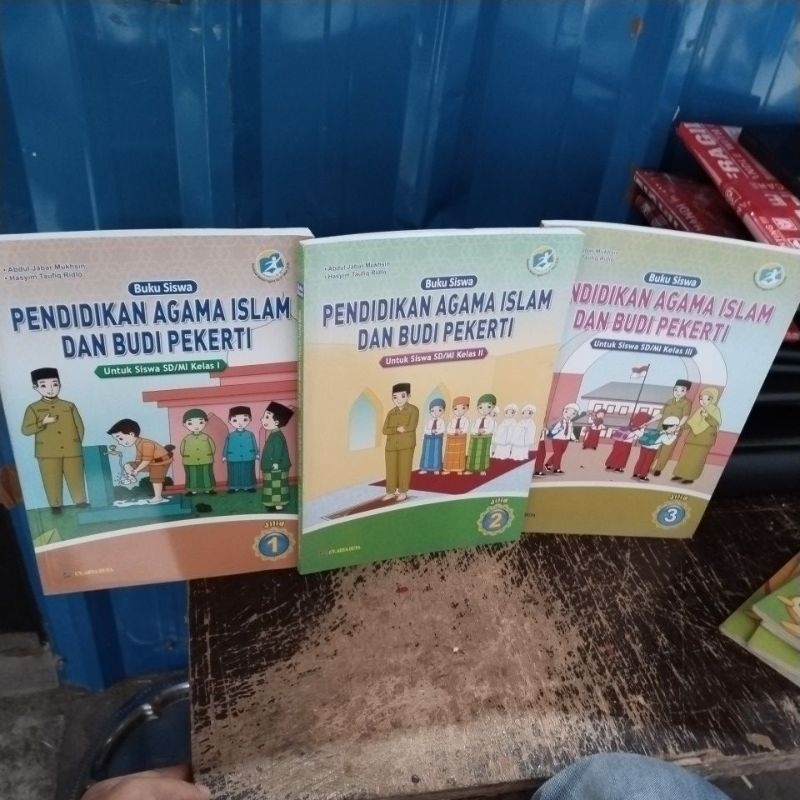 Jual buku siswa pendidikan agama Islam dan budi pekerti SD/MI kelas 1,2,3 kurikulum 2013 KMA NO ...
