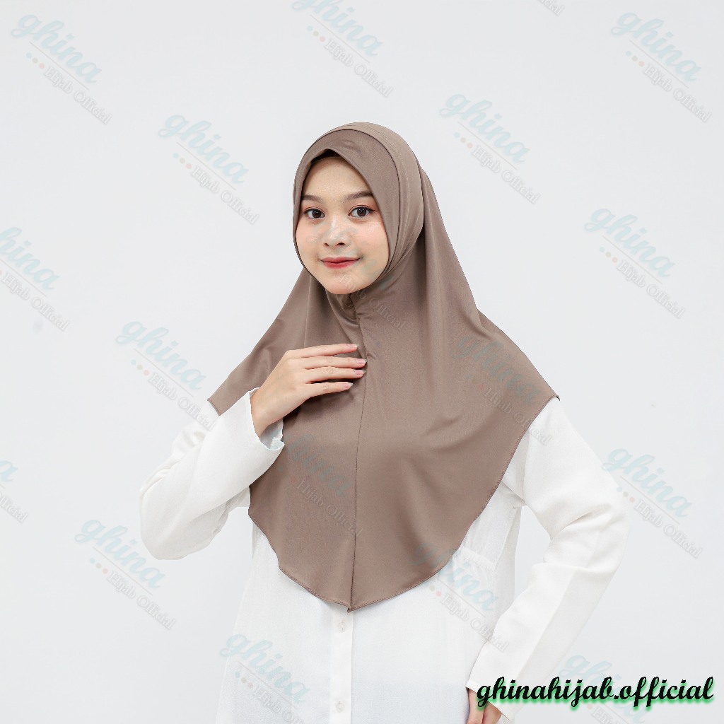Jual Hijab Bergo Soft Pet Instan Malay Non Pet Tingkat Jersey Ukuran L | Shopee Indonesia