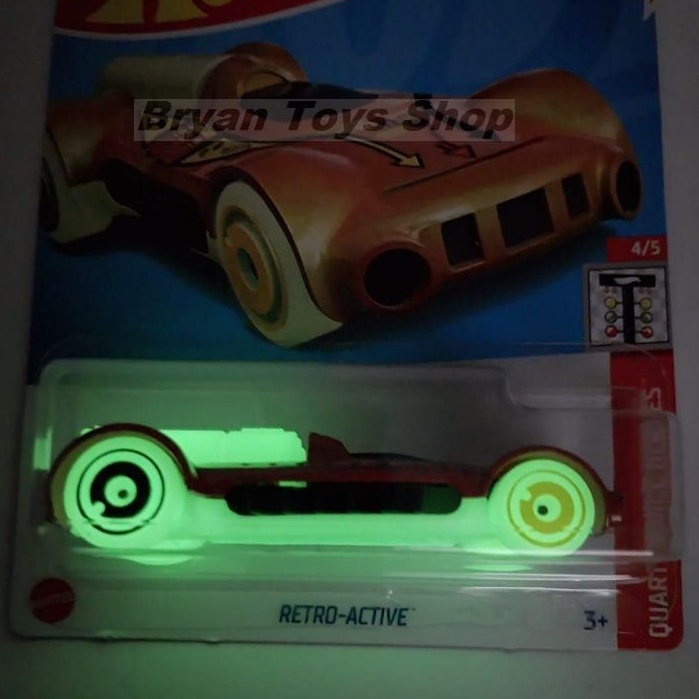 Jual Hot Wheels Retro Active Orange Glow In The Dark | Shopee Indonesia
