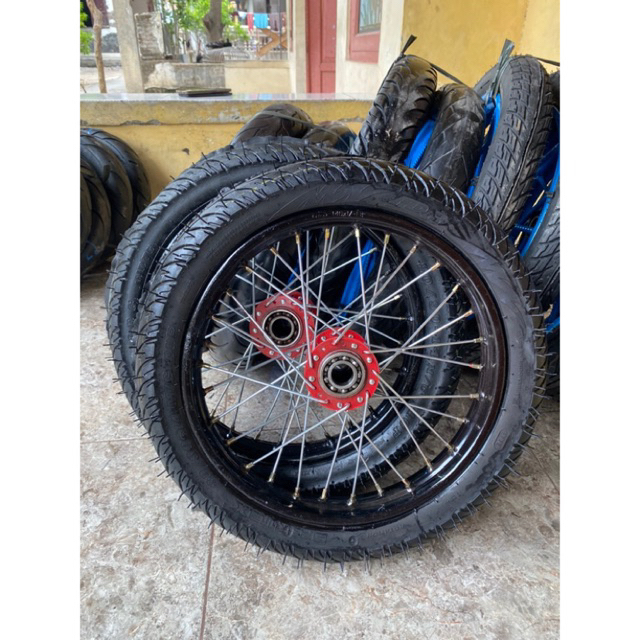 Jual Roda gerobak ring 14 ban baru satu pasang tanpa as besi | Shopee ...