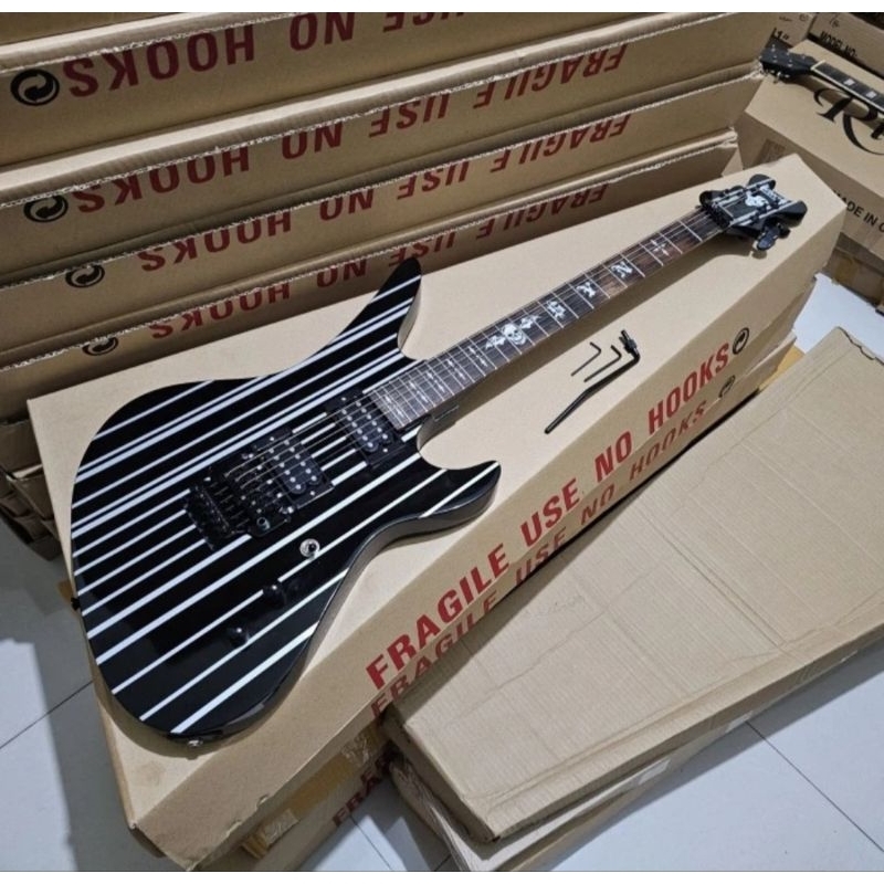 Jual Gitar schecter synyster gates tremolo updown new | Shopee Indonesia