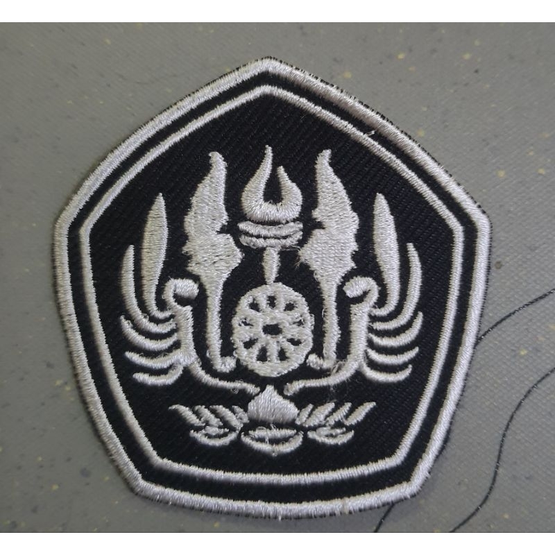 Jual Bordir Logo UNPAD hitam-putih | Shopee Indonesia