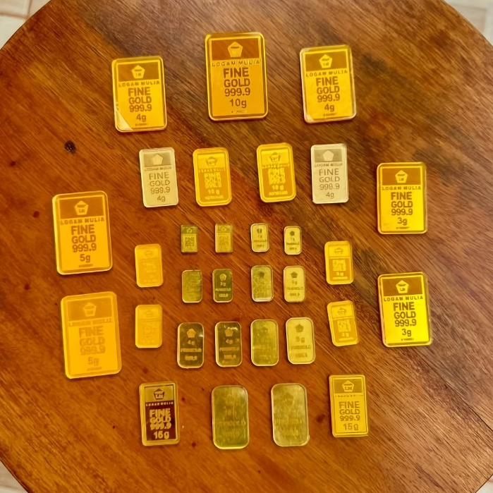 Jual Replika Mahar - Logam Mulia - Set Gold - Cincin - Siluet - Kertas ...