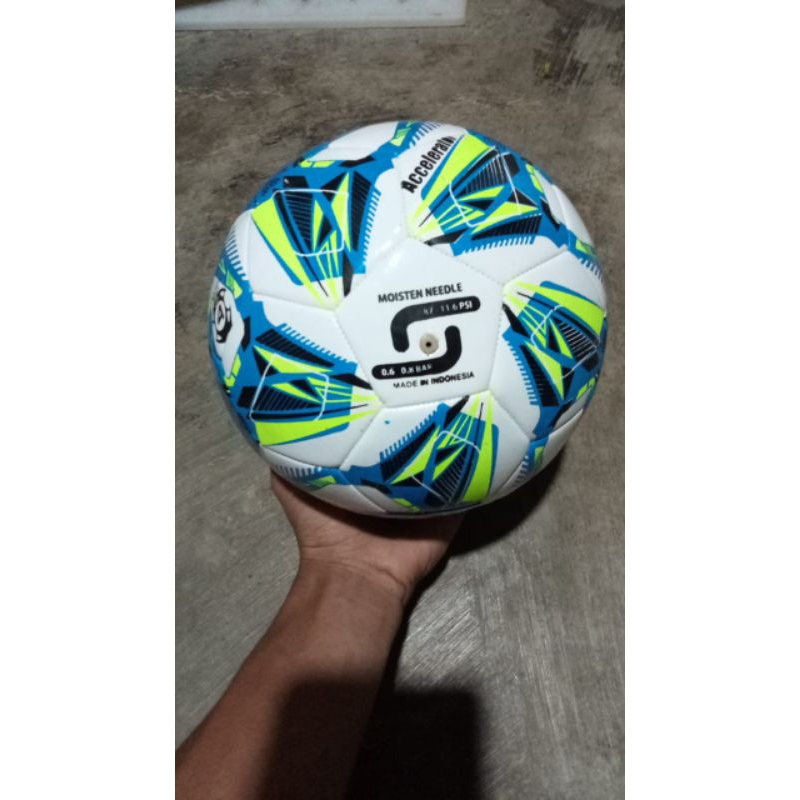 Jual BOLA FUTSAL SIZE 4 BAHAN IMPORT | Shopee Indonesia