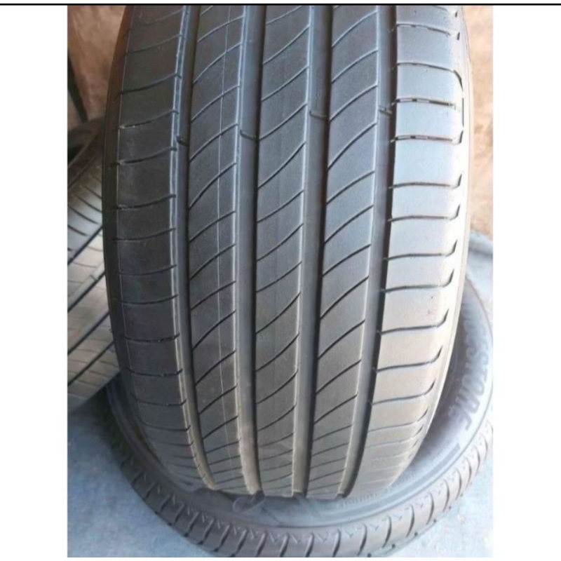 Jual Ban Mobil Copotan Ring 18 Ukuran 235/50 R18 Tubles Michelin Primacy 4 | Shopee Indonesia