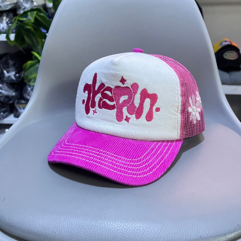 Jual Topi Jaring Corduroy Trucker Hat Pink Hinoto Thisplan | Shopee ...