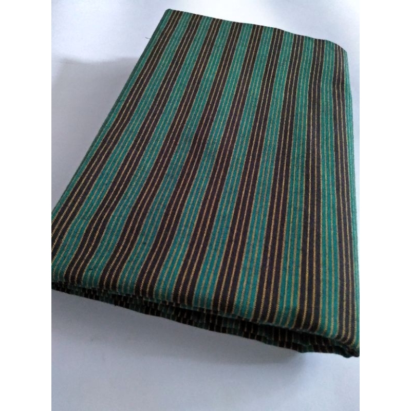 Jual Kain Lurik Batik Tenun Lurik Hijau Klasik panjang 2 m | Shopee ...