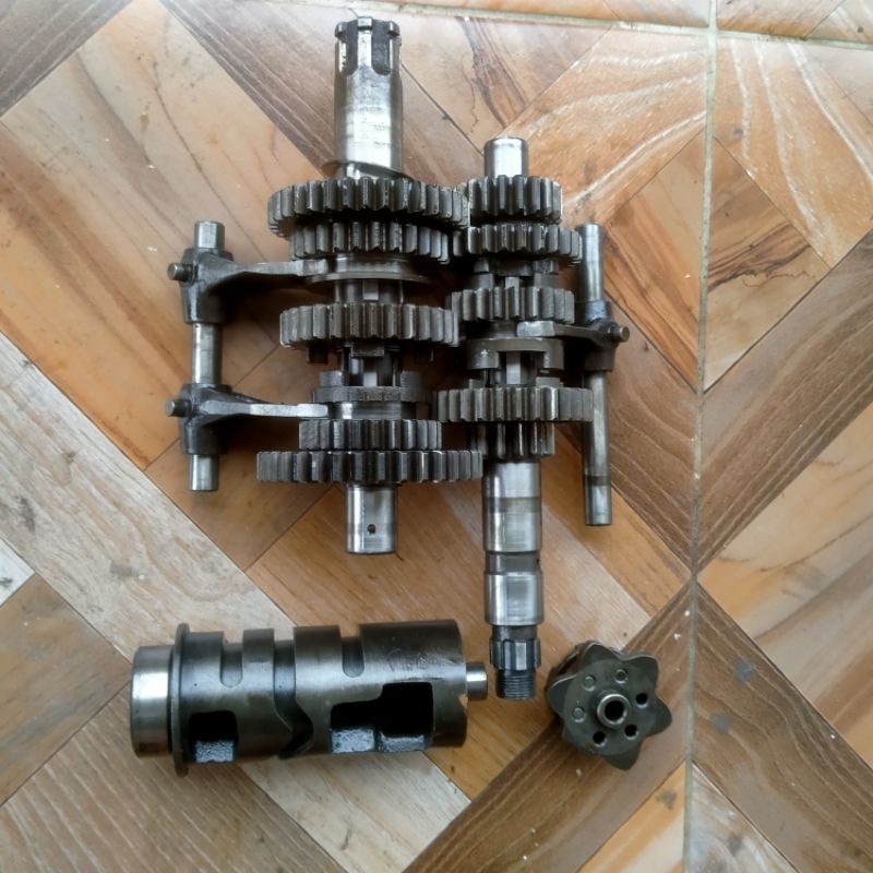 Jual gear ratio Minerva megelli 250 gen 1 migeli rasio primer sekunder ...