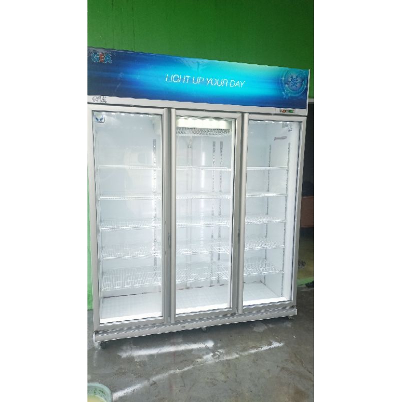 Jual SECOND/BEKAS SHOWCASE 3 PINTU GEA/DISPLAY COOLER GEA 3 PINTU EXPO ...