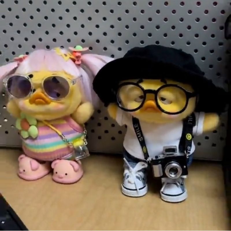 Jual (READY) Sepatu Upset Duck, dll [BACA DESKRIPSI SEBELUM MEMBELI ...