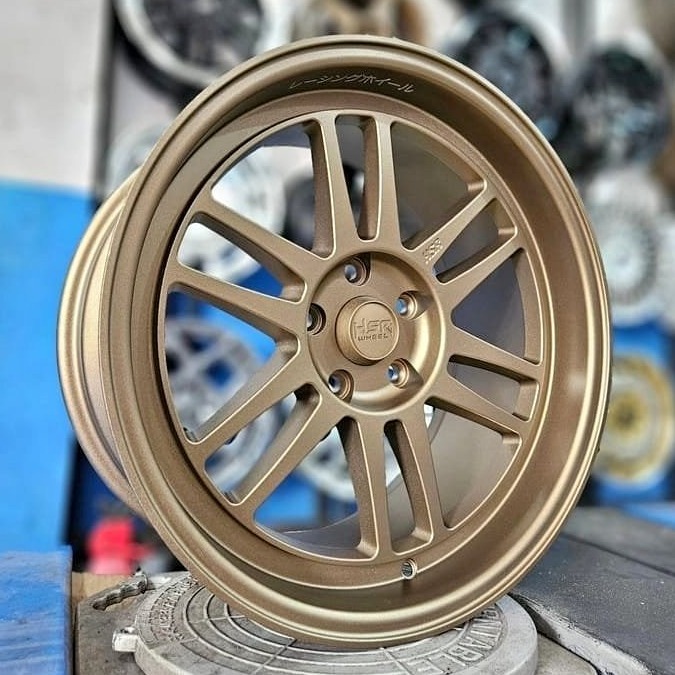 Jual Velg Racing Mobil Innova Reborn Venturer Ring 18 Lebar 9 Et25 HSR Wheel BLY Boroko | Shopee ...