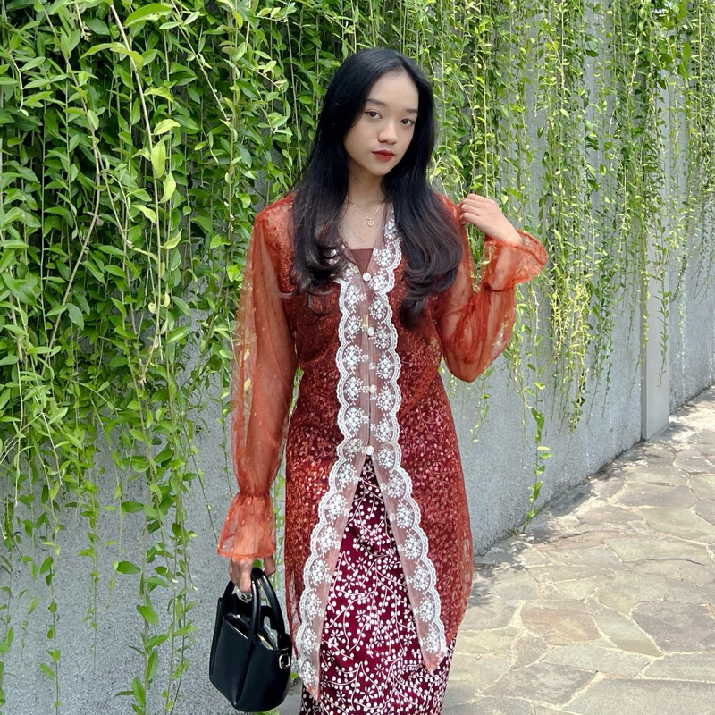 Jual CELESTIA OUTER KEBAYA | Outer Kebaya | Kebaya Kutubaru | Kebaya ...