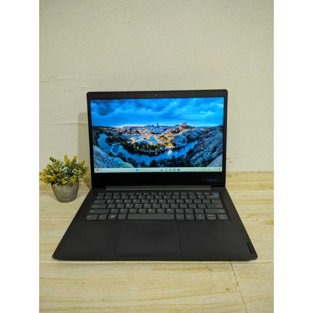 Jual PROMO!!! LAPTOP 3 JUTAAN LENOVO IDEAPAD V14-IIL INTEL CORE I3 GEN 10 RAM 4GB SSD 256GB 14 ...