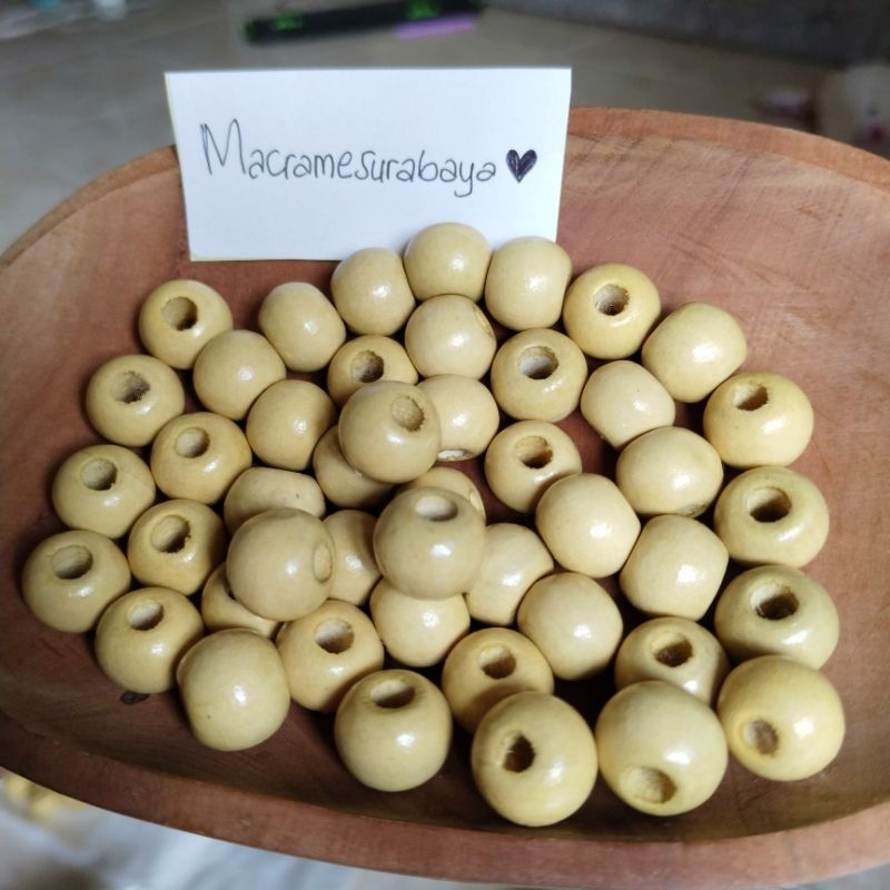 Jual Manik Manik Kayu Bulat 1,2cm Cream 1 biji | Bahan kerajinan ...