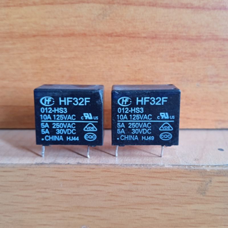 Jual RELAY HF32F 012-HS3 12V 5A 4 PIN | Shopee Indonesia