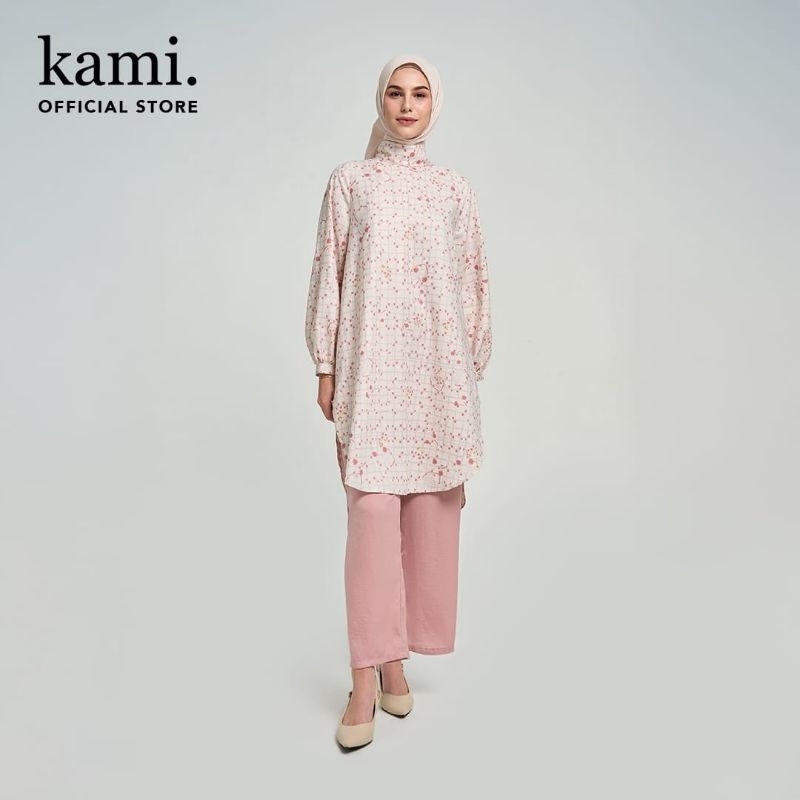 Jual ISOLDE QARA BISHOP SLEEVE TUNIC CREAM BLUSH by KAMI. | Shopee ...