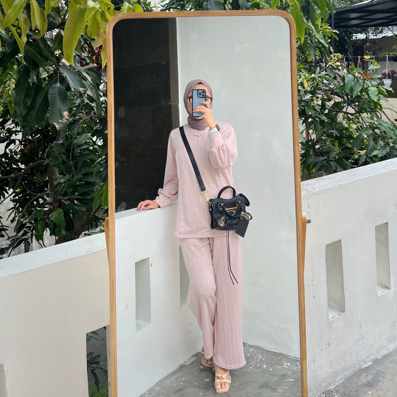 Jual PRELOVED ONE SET BUSUI by outfix | Shopee Indonesia