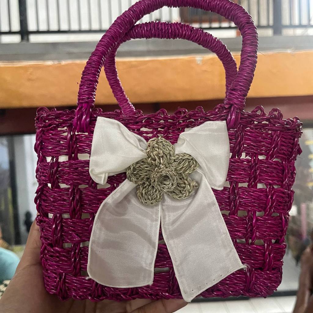 Jual Tas Rara Anyaman Rapi dan Cantik ada kain furing bagian dalam ...