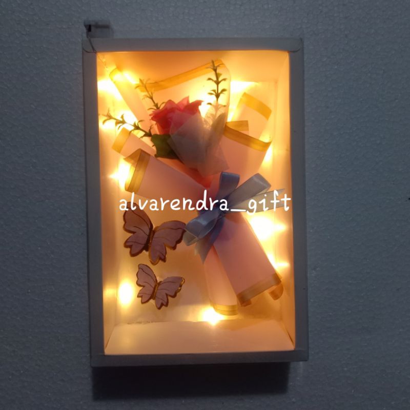 Jual Gift Box Flower / Hadiah Ulang Tahun / Hadiah Wisuda / Kado Unik ...