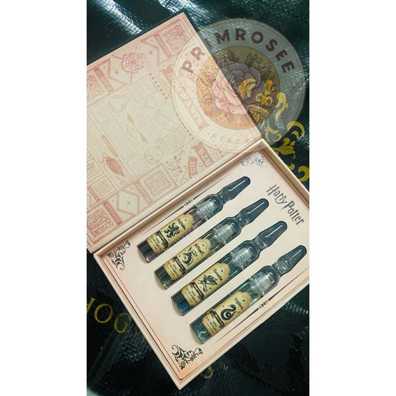 Jual [SG] Harry Potter x Miniso singapore x HARRY POTTER Gryffindor ...