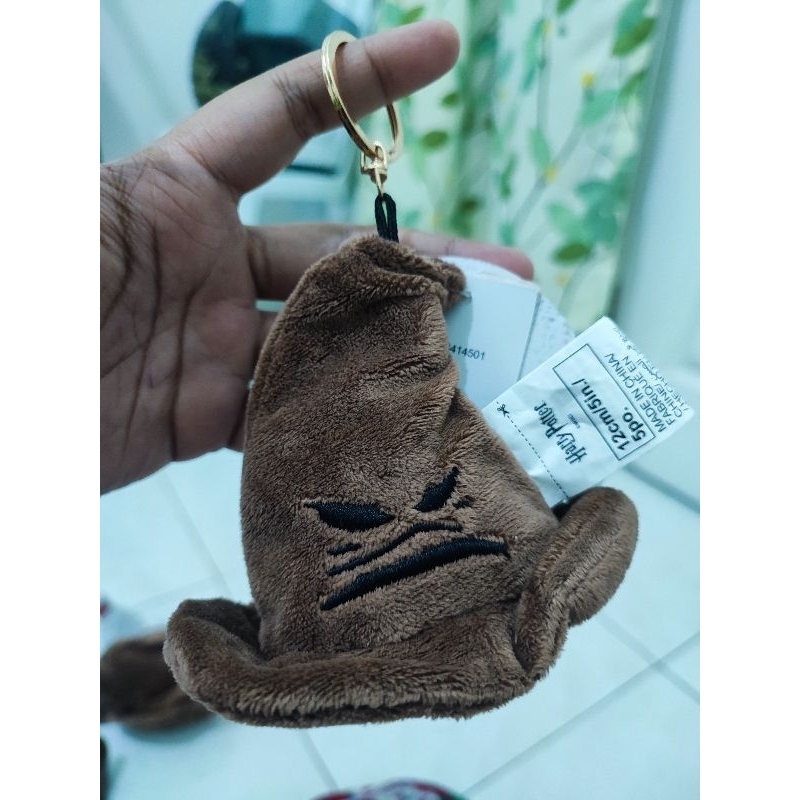 Jual Keychain Sorting Hat Miniso X Harry Potter | Shopee Indonesia